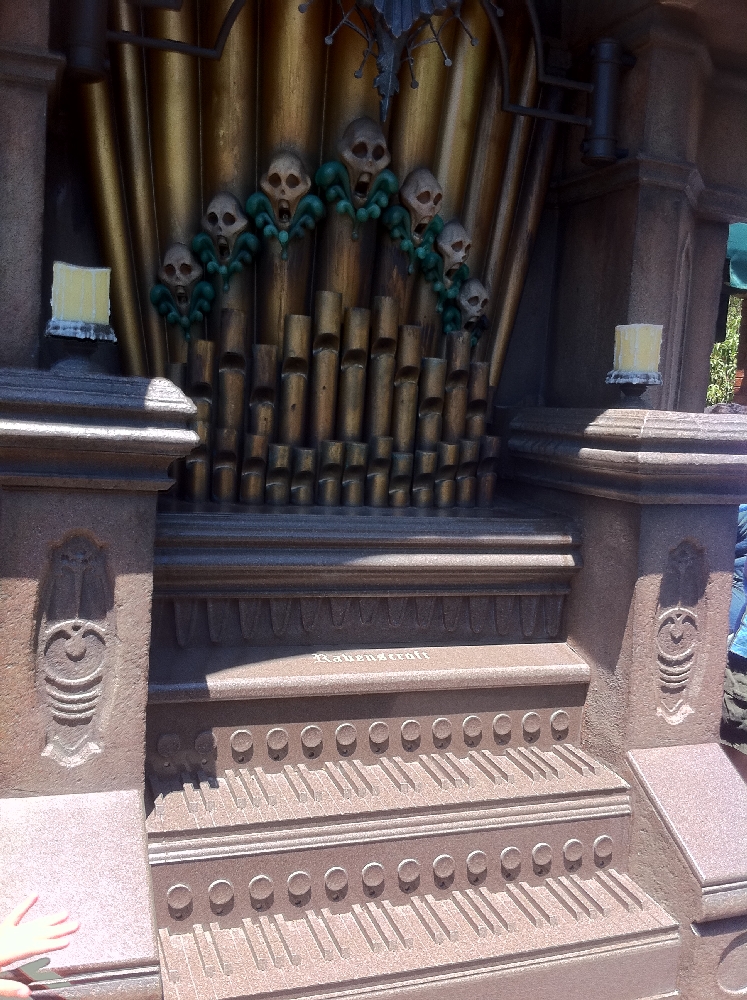 Haunted Mansion New Queue Review | TouringPlans.com Blog