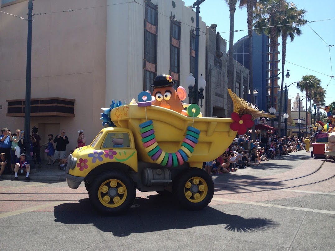 Pixar Play Parade returns to Disney California Adventure | TouringPlans ...
