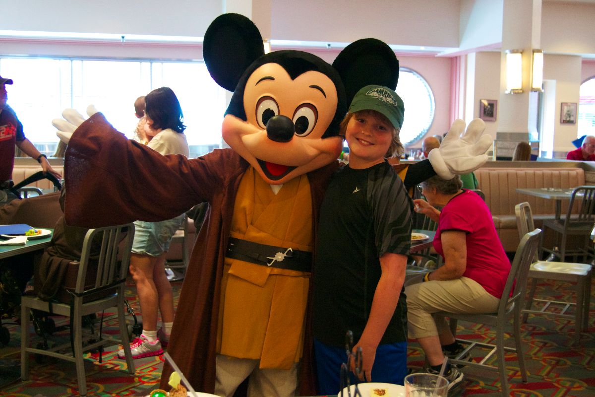 Star Wars Dining at Walt Disney World: What You Need To Know ...