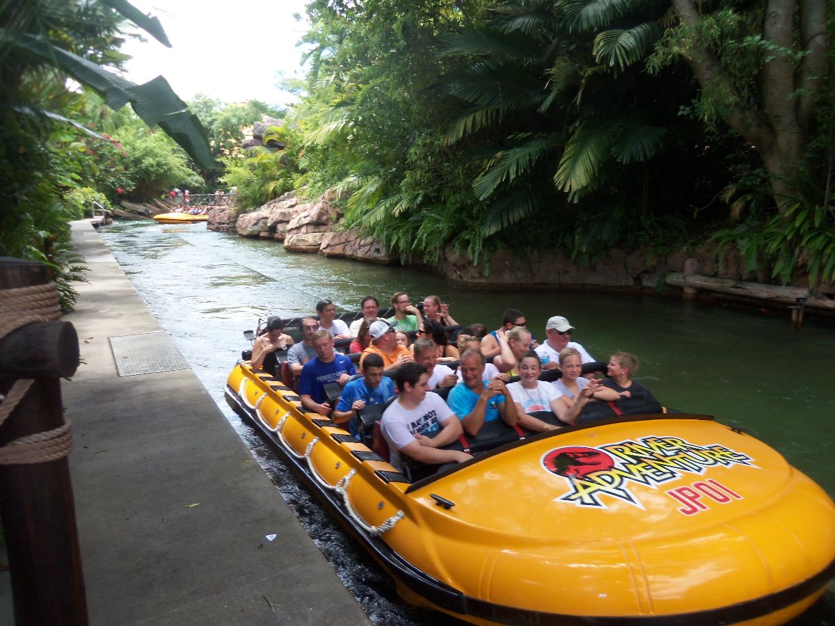The SATURDAY SIX Looks at JURASSIC PARK in Islands of Adventure ...