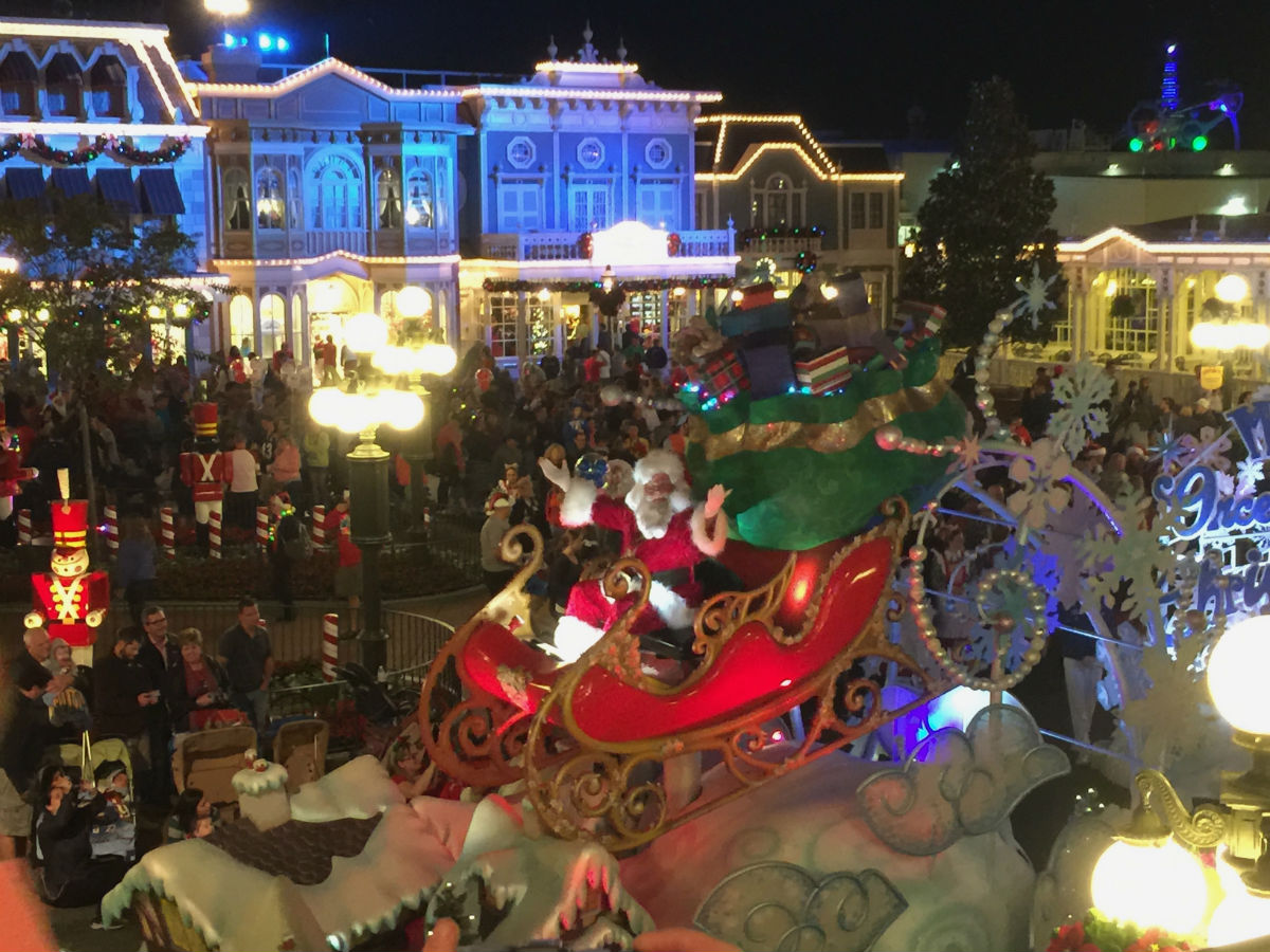 First Look at Mickey’s Very Merry Christmas Party | TouringPlans.com Blog