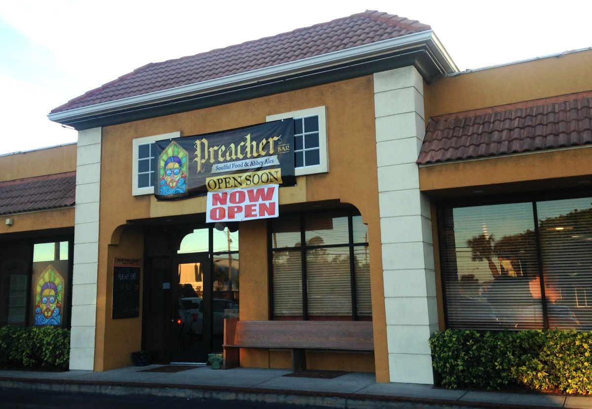 Cape Canaveral Dining: Preacher Bar | TouringPlans.com Blog