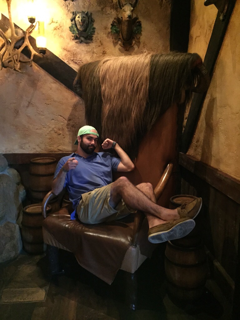 25 Drinks of Christmas – Day Twelve: LeFou’s Brew at Gaston’s Tavern ...