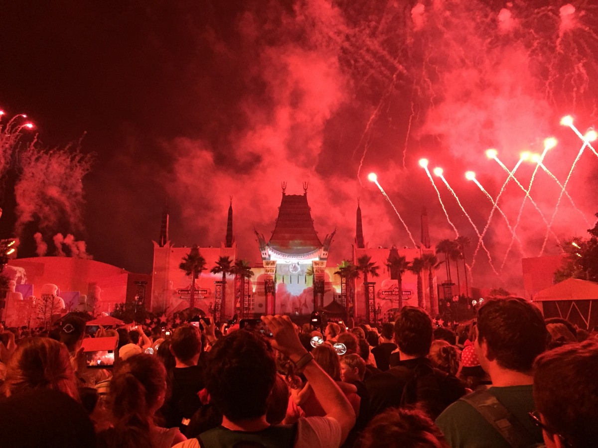 First impressions of Star Wars: A Galactic Spectacular Fireworks ...