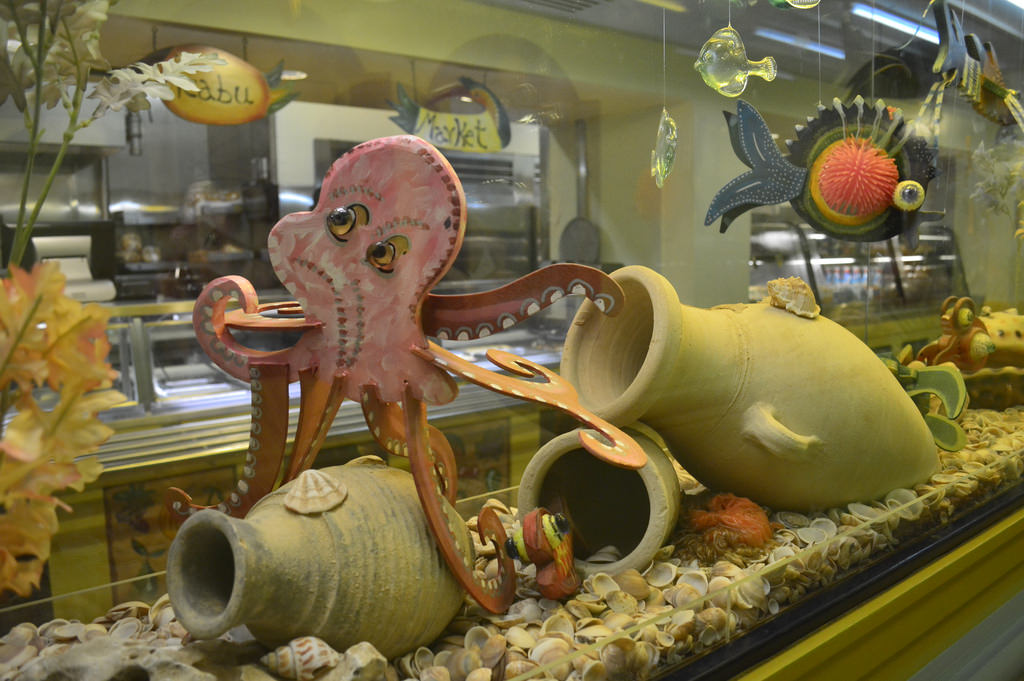 SATURDAY SIX: Your Six Lowest-Rated Disney World Restaurants ...