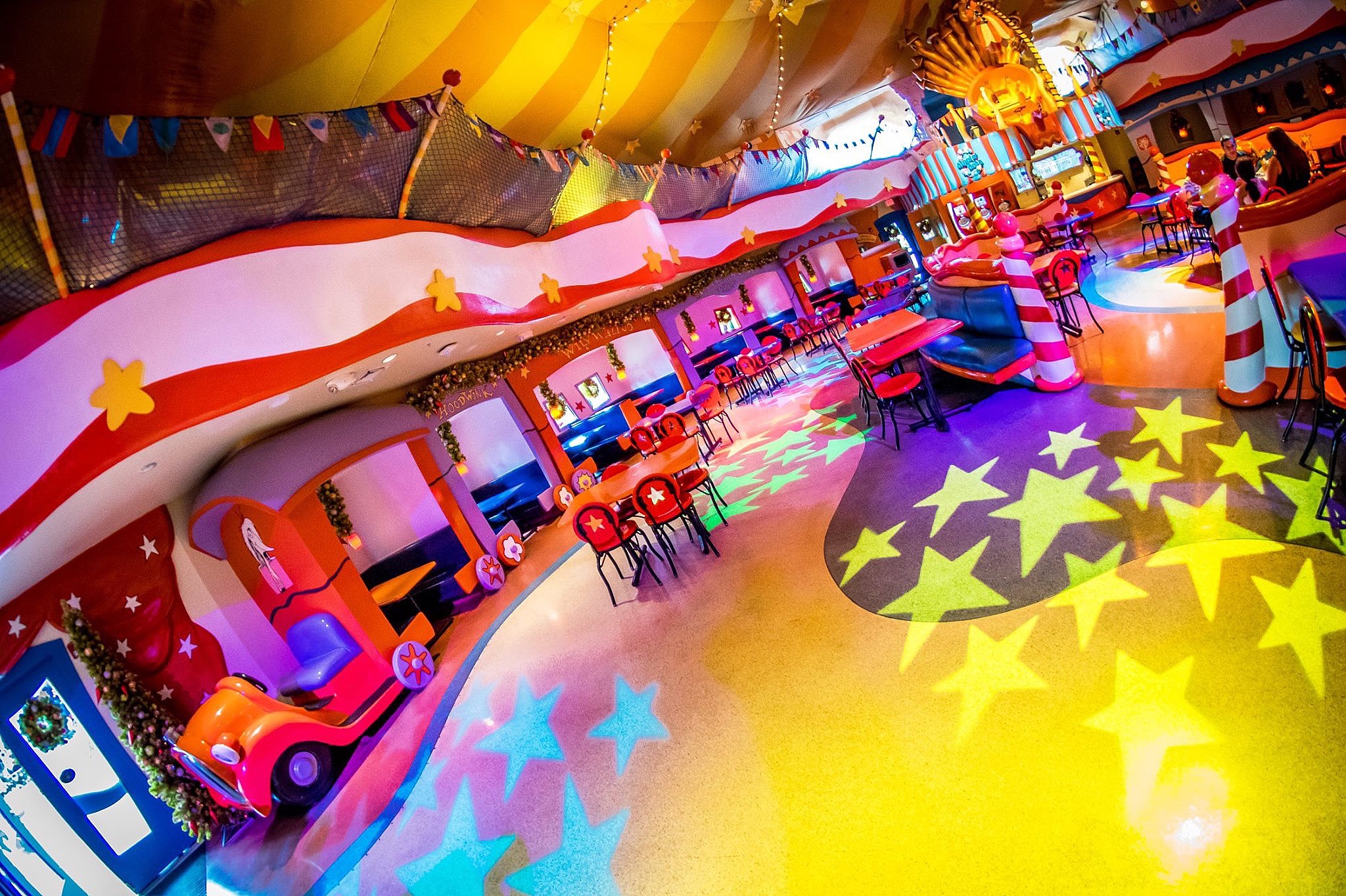 SATURDAY SIX: 6 Reasons We Love SEUSS LANDING at Islands of Adventure ...