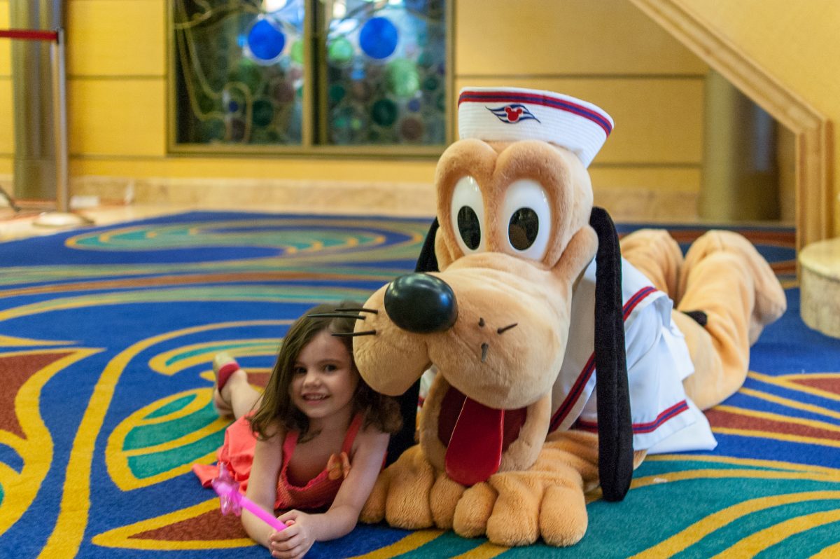 SATURDAY SIX: 6 Reasons We Love Sailing On The DISNEY CRUISE LINE ...