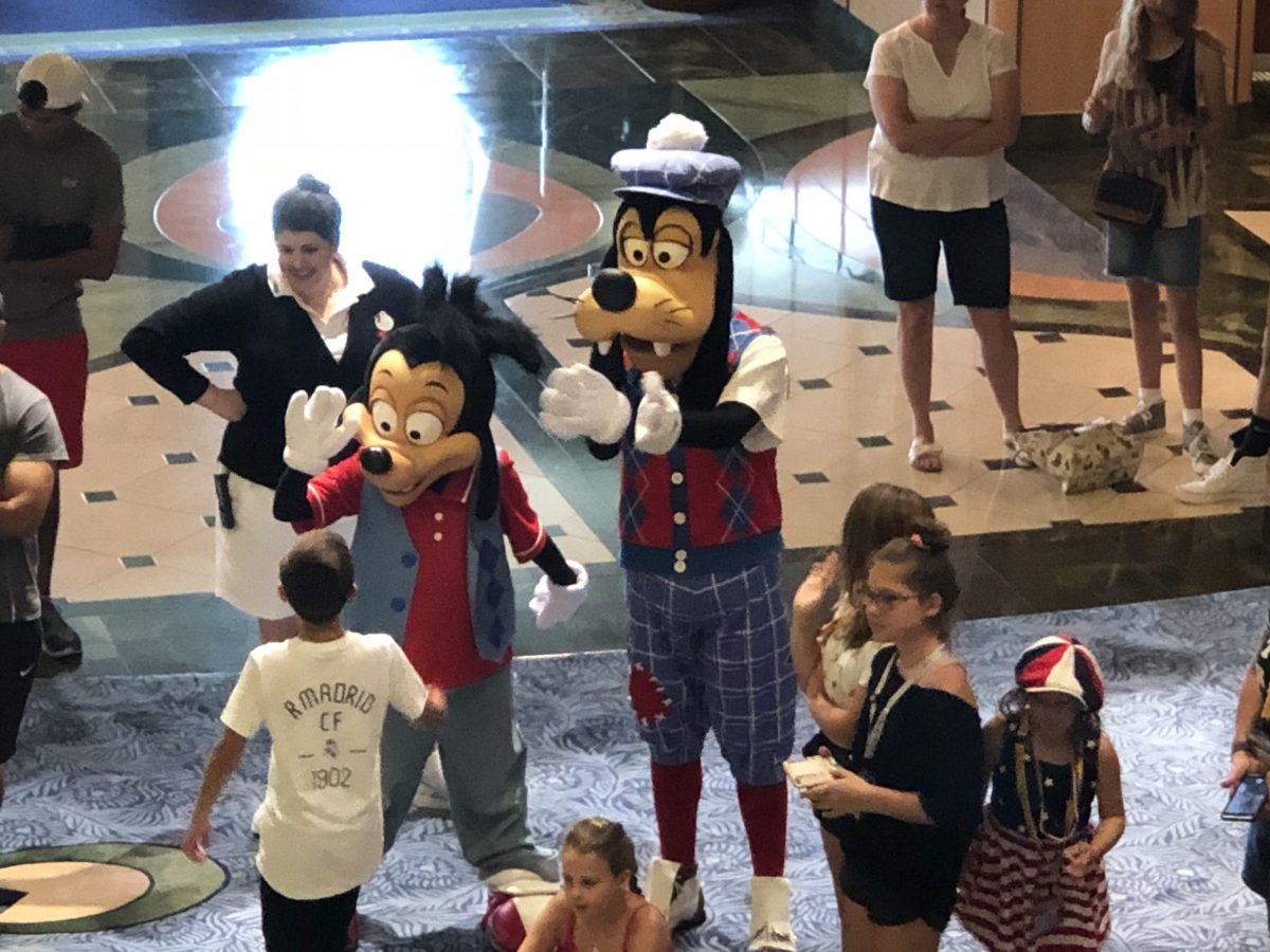 SATURDAY SIX: 6 Reasons We Love Sailing On The DISNEY CRUISE LINE ...
