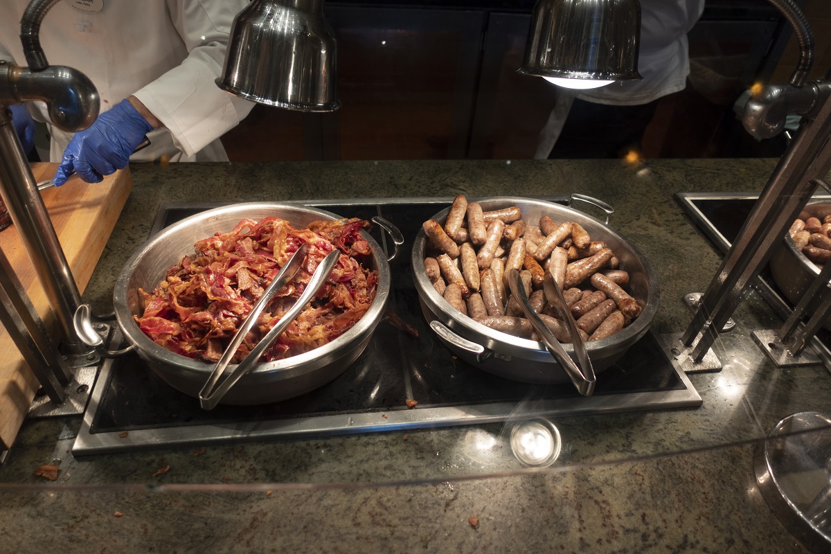 Storytellers Cafe Mickey’s Tales of Adventure Breakfast Buffet Review ...