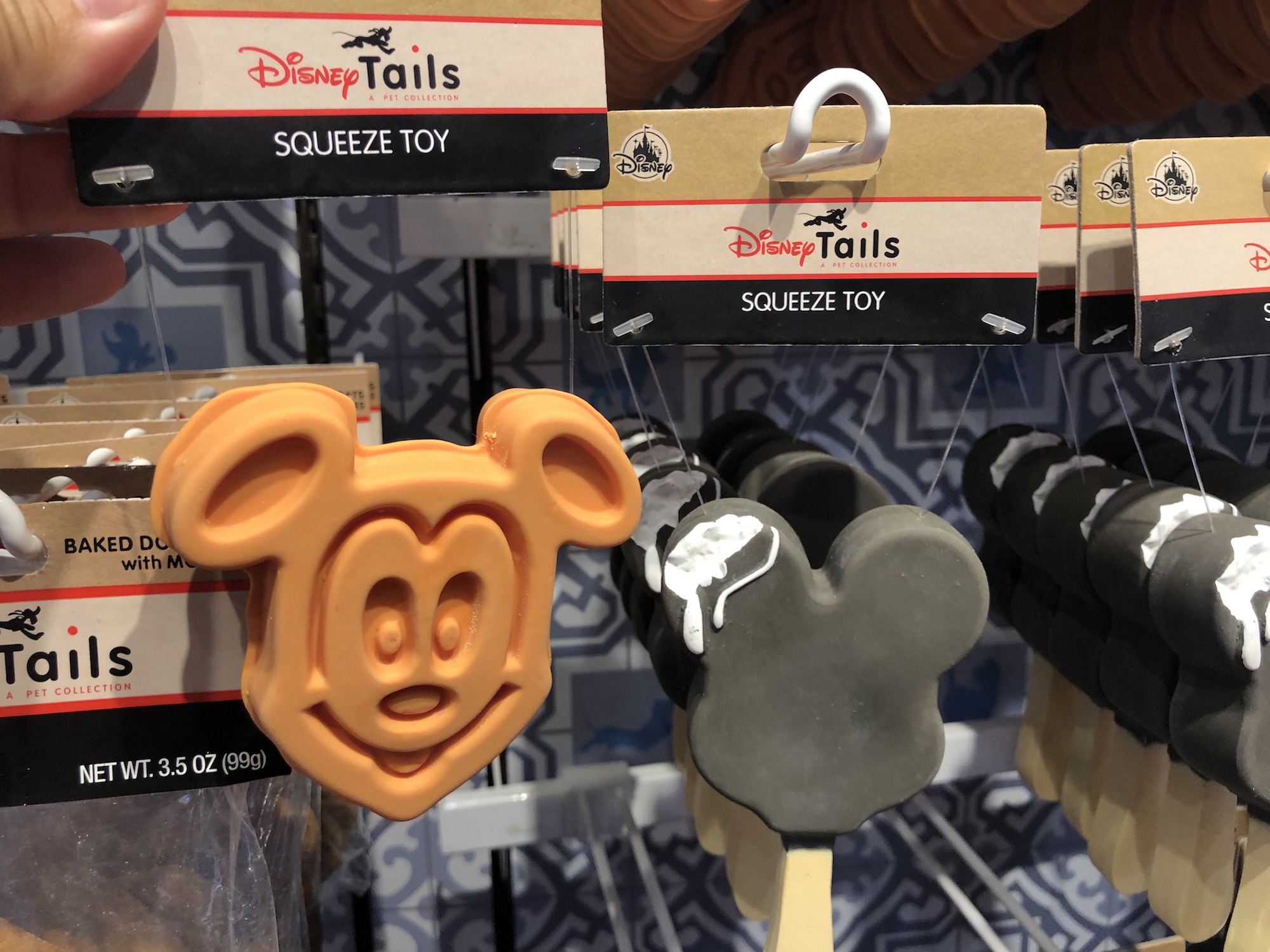 The SATURDAY SIX Heads To Disney Springs and Looks at Everything NEW ...