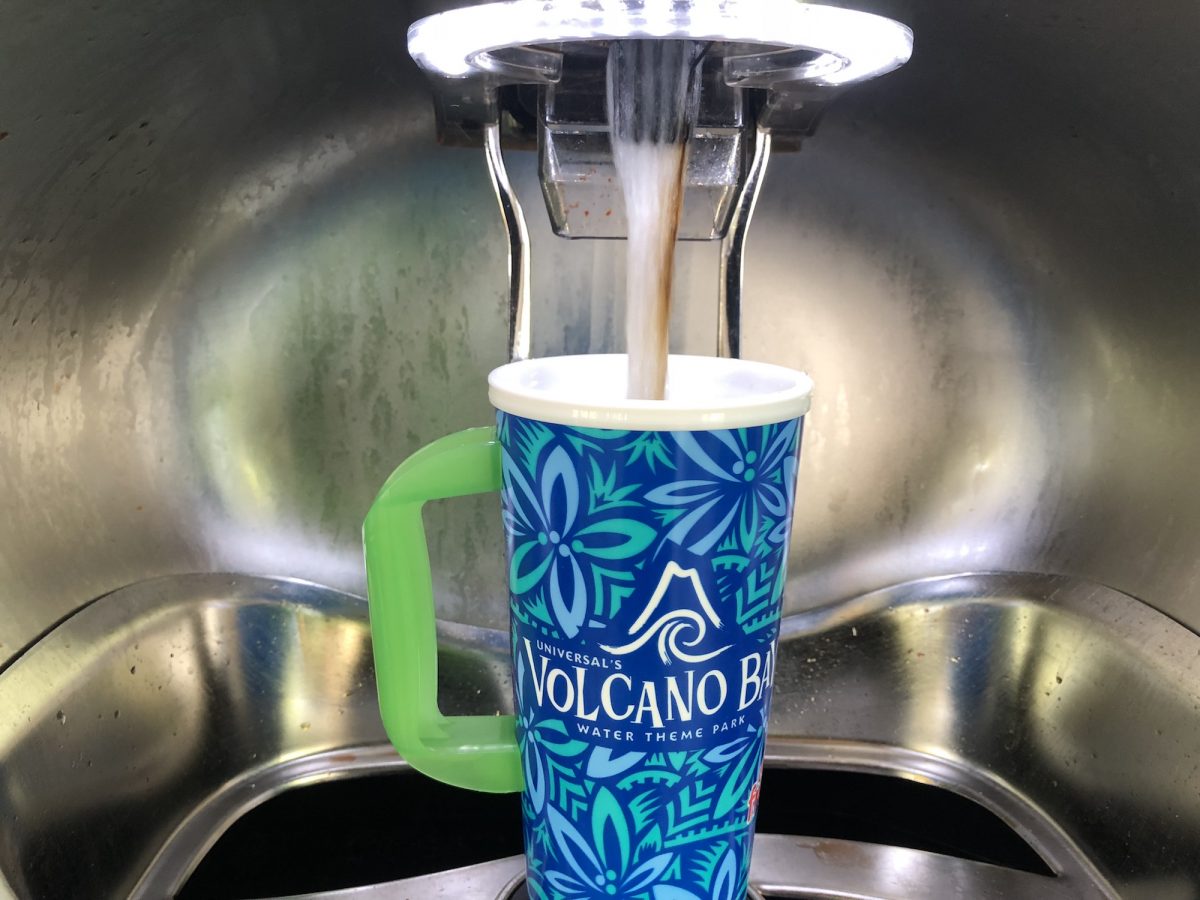 SATURDAY SIX: 6 Reasons You Need to Check Out Universal’s VOLCANO BAY ...