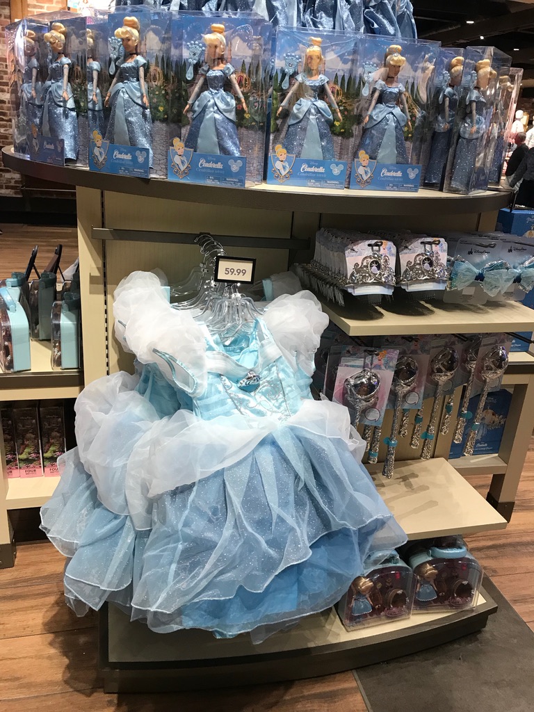 Disney Princess Dress FAQ | TouringPlans.com Blog