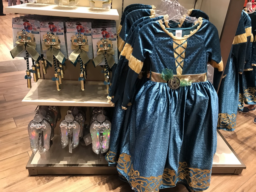 Disney Princess Dress FAQ | TouringPlans.com Blog
