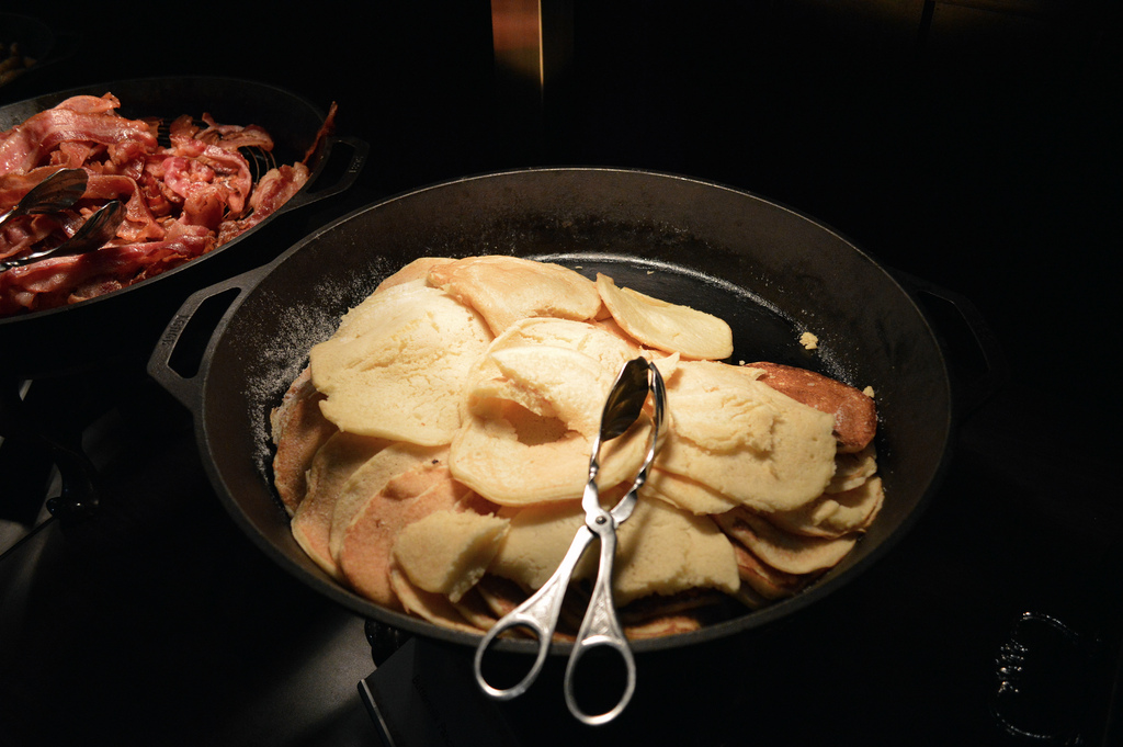 Universal Dining: Despicable Me Character Breakfast at Loews Royal ...