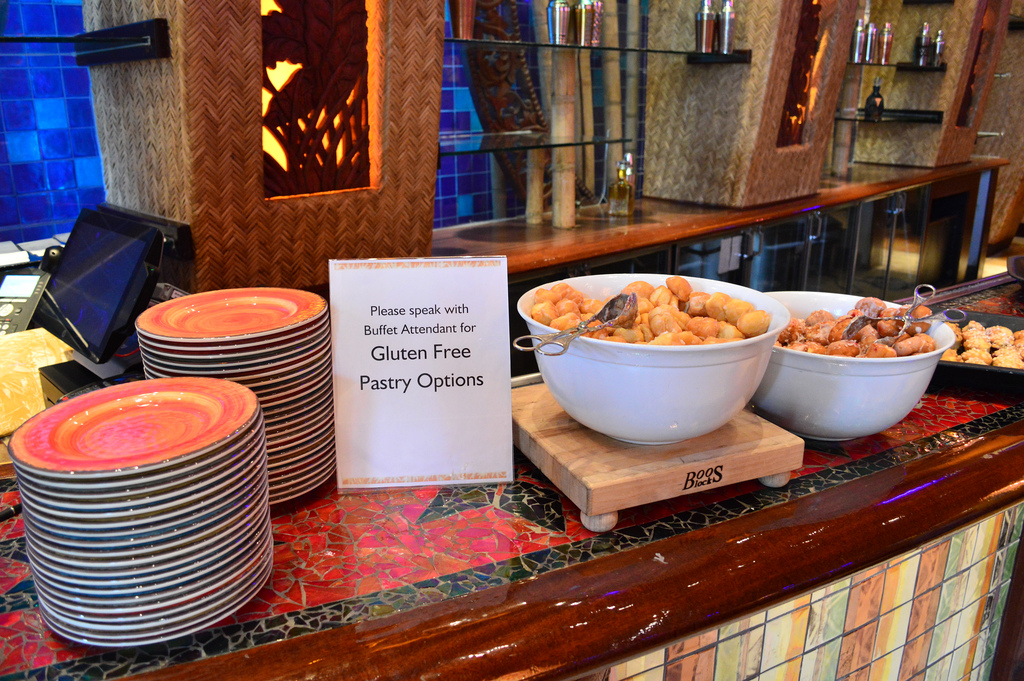 Universal Dining: Despicable Me Character Breakfast at Loews Royal ...