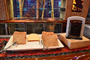 Universal Dining: Despicable Me Character Breakfast at Loews Royal ...