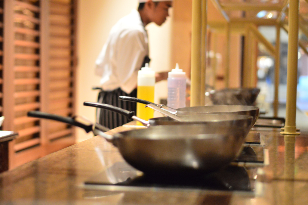 Universal Dining: THE WOK EXPERIENCE at Universal’s Royal Pacific ...