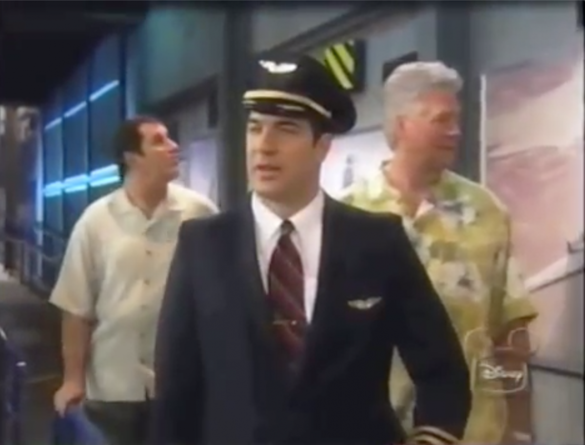 SATURDAY SIX Presents: The 6 Craziest Disney Theme Park Special Moments ...