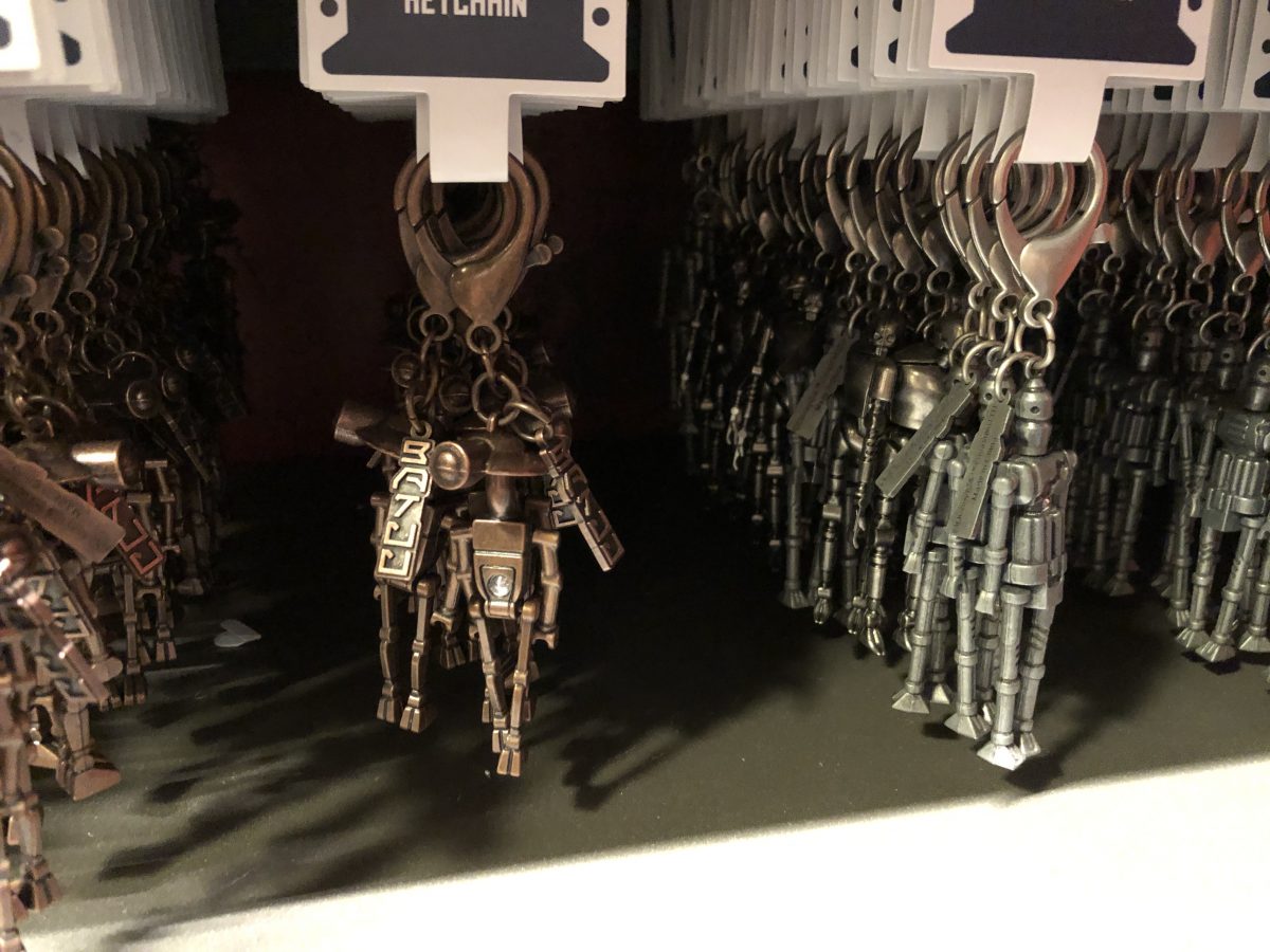 PHOTOS: Galaxy’s Edge Droid Depot | TouringPlans.com Blog