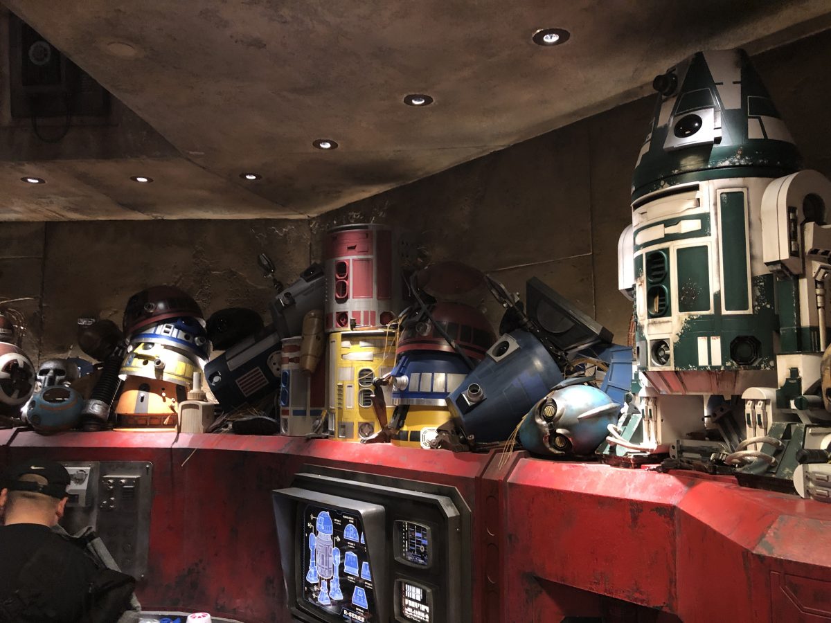 PHOTOS: Galaxy’s Edge Droid Depot | TouringPlans.com Blog