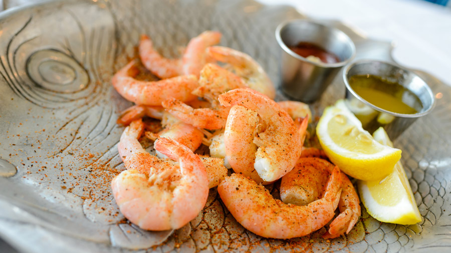 25 Drinks of Christmas: Day 1 – DUCK DUCK RAZZ from The BOATHOUSE ...