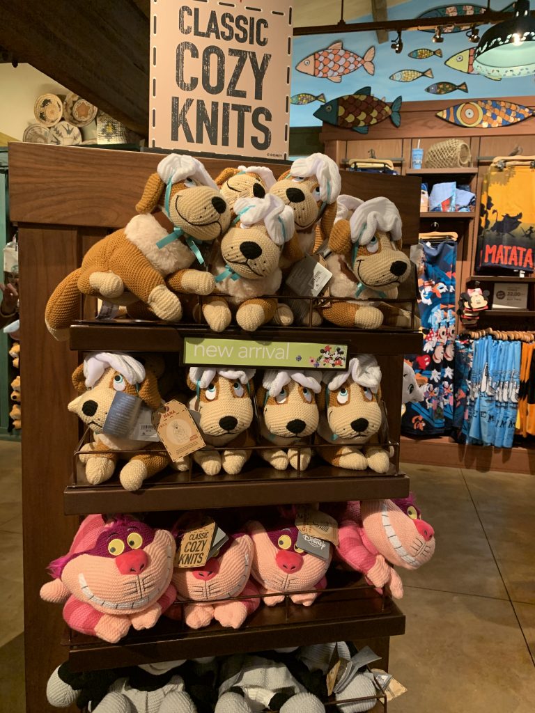 Cozy Knit Plush Have a Homemade Feel | TouringPlans.com Blog