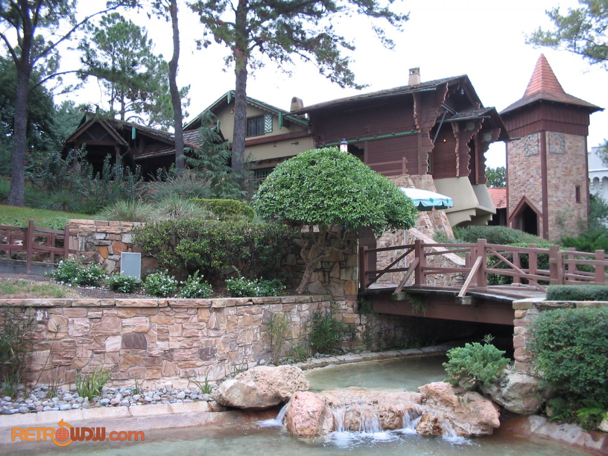 Attraction Archaeology: The Magic Kingdom Skyway | TouringPlans.com Blog