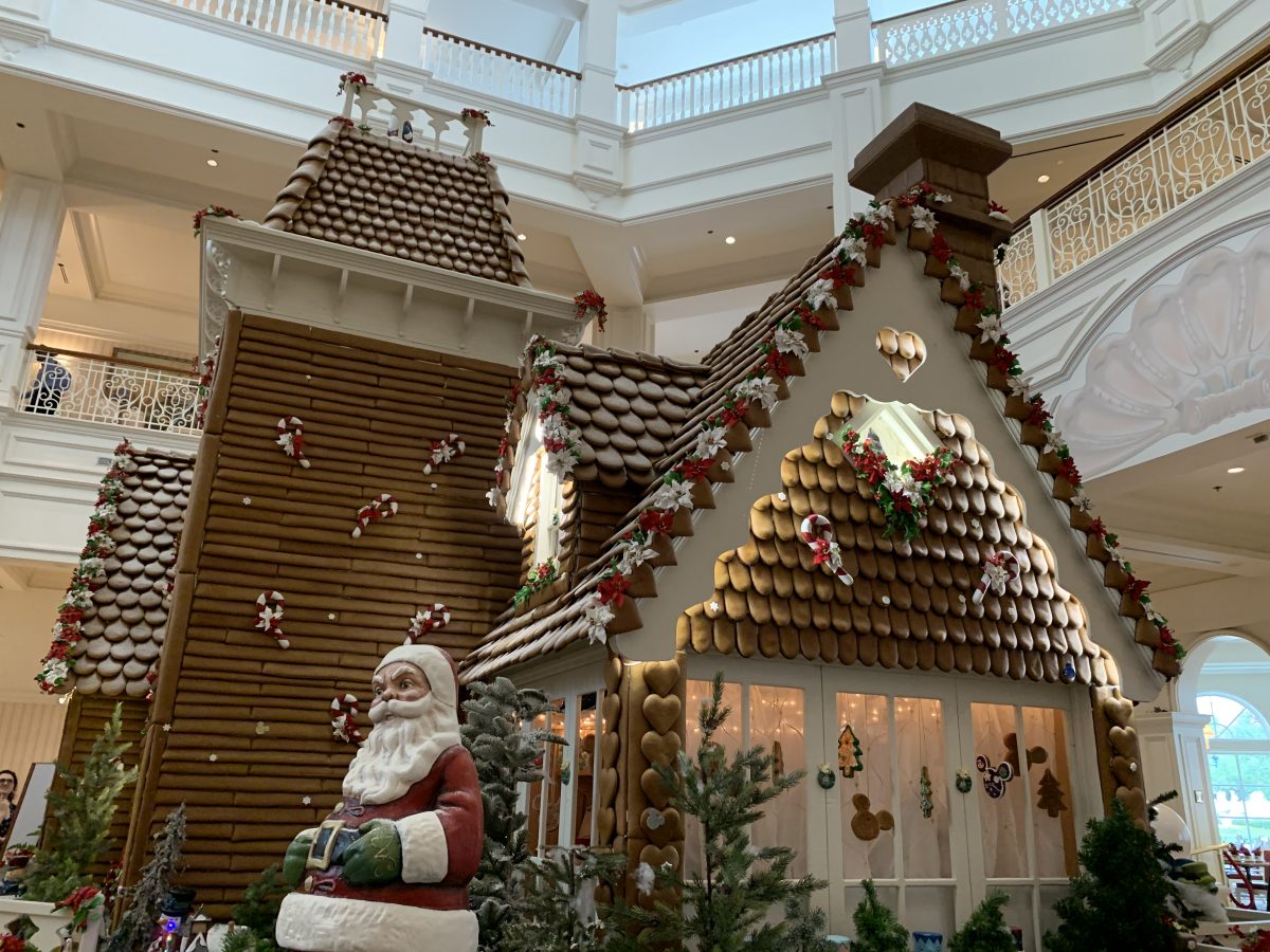PHOTOS: The Grand Floridian’s Gingerbread House is Officially Open ...