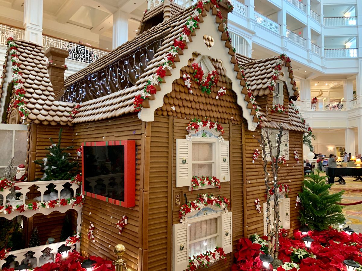 PHOTOS: The Grand Floridian’s Gingerbread House is Officially Open ...