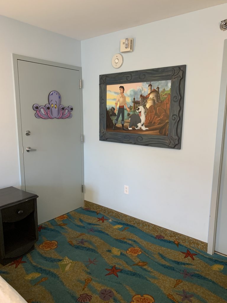 PHOTOS: Art of Animation King Bed Little Mermaid Room | TouringPlans ...
