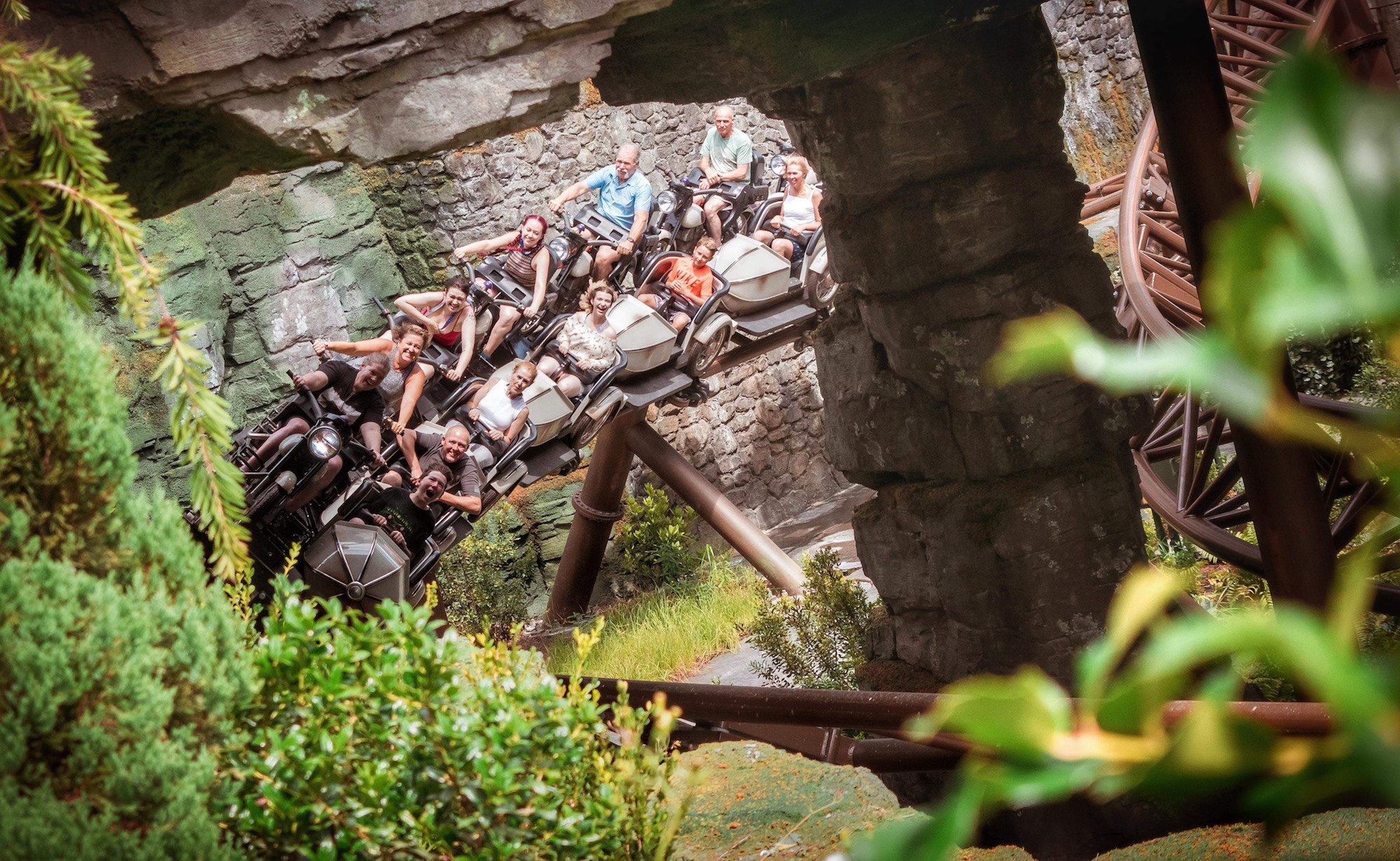 Hagrid’s Magical Creature Motorbike Adventure to Drop Express ...