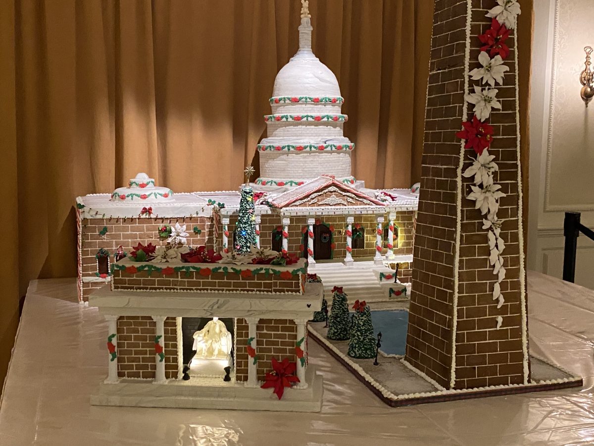 PHOTOS: Impressive Gingerbread Display at Epcot’s American Adventure ...