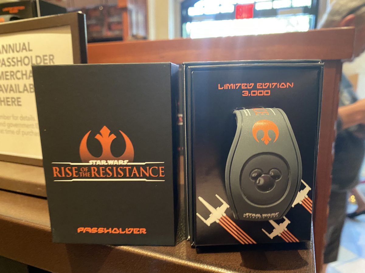 PHOTOS: New Rise of the Resistance Clothing, Hats, and Passholder ...