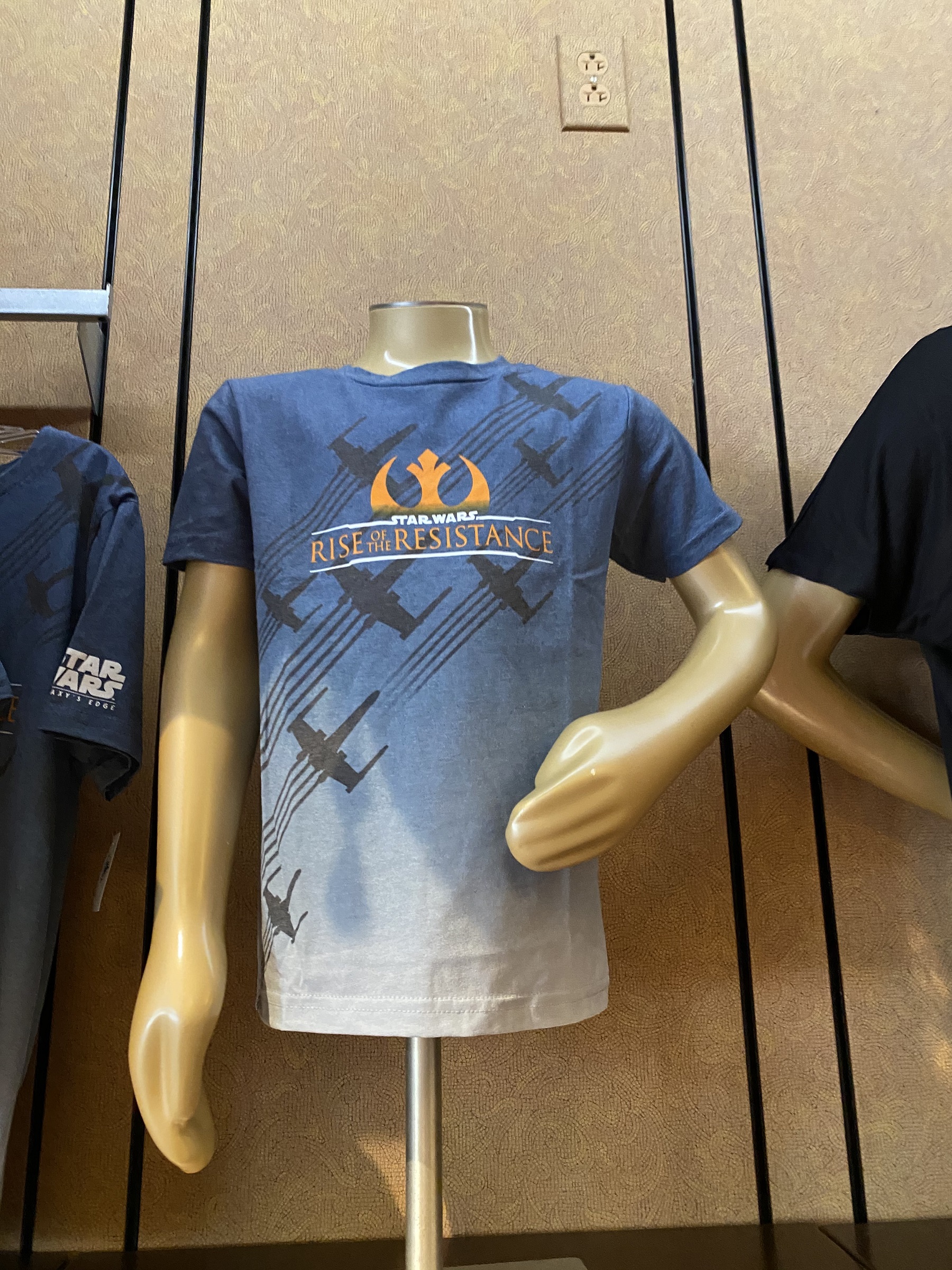 PHOTOS: New Rise of the Resistance Clothing, Hats, and Passholder ...