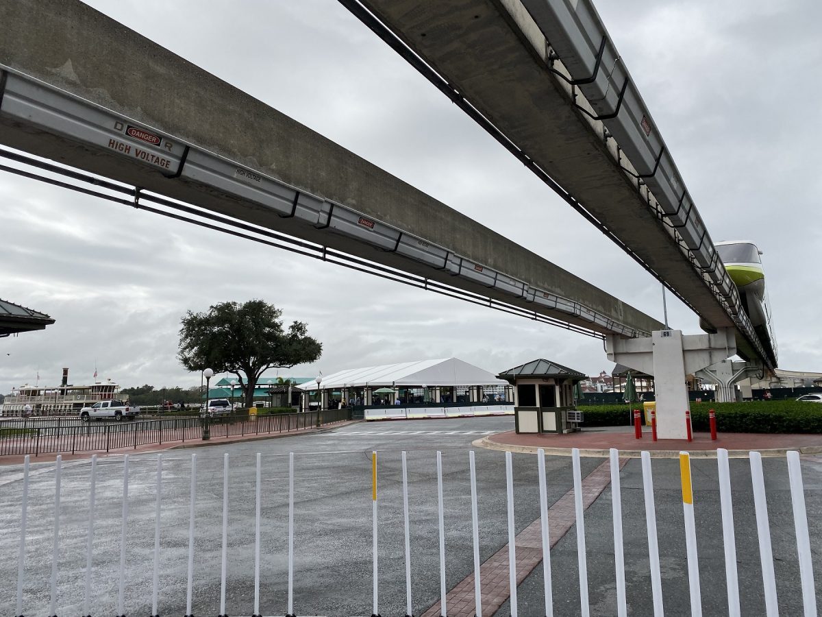 PHOTOS: Magic Kingdom Front Entrance Construction Update | TouringPlans ...