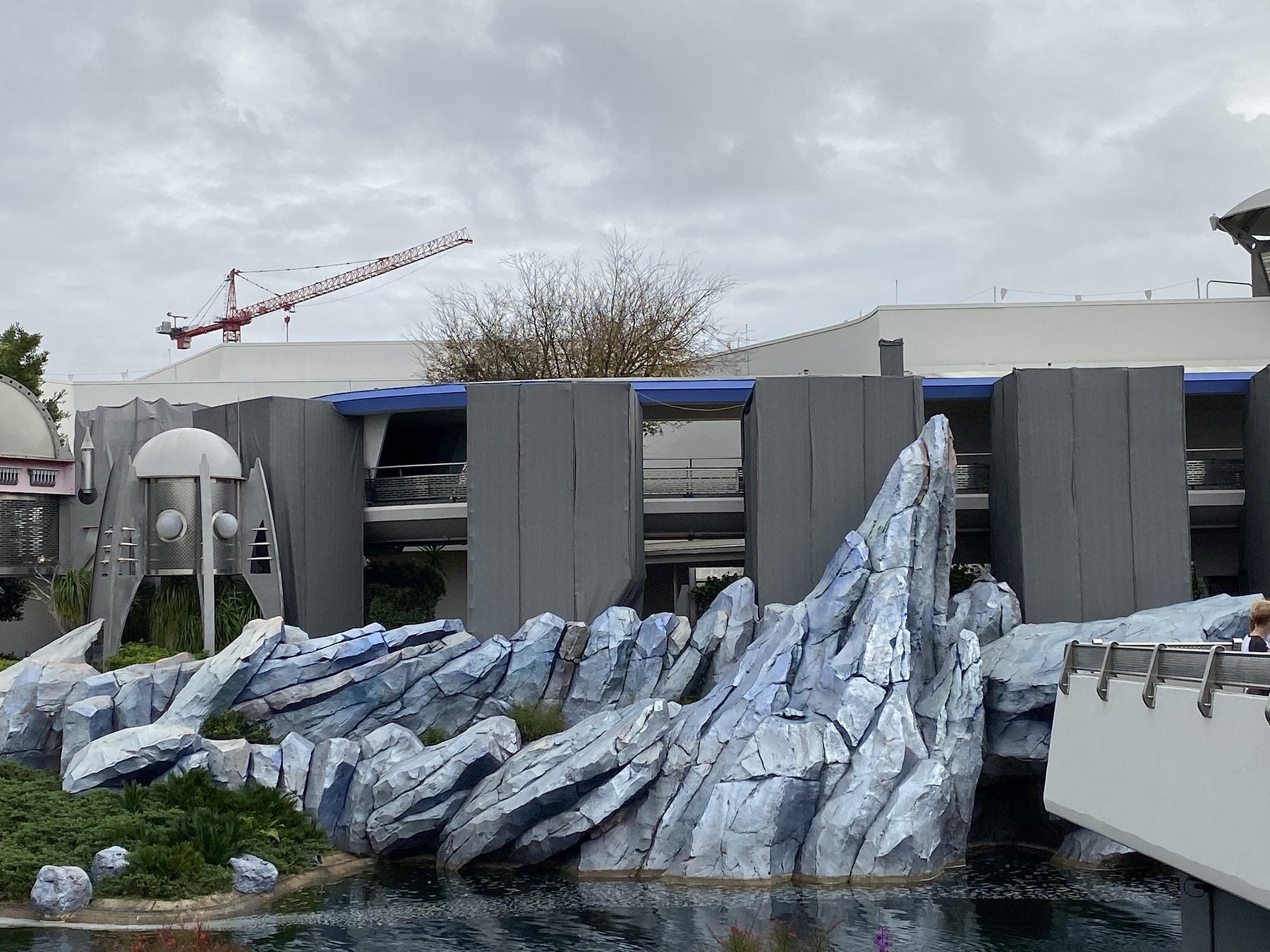 PHOTOS: Magic Kingdom Front Entrance Construction Update | TouringPlans ...
