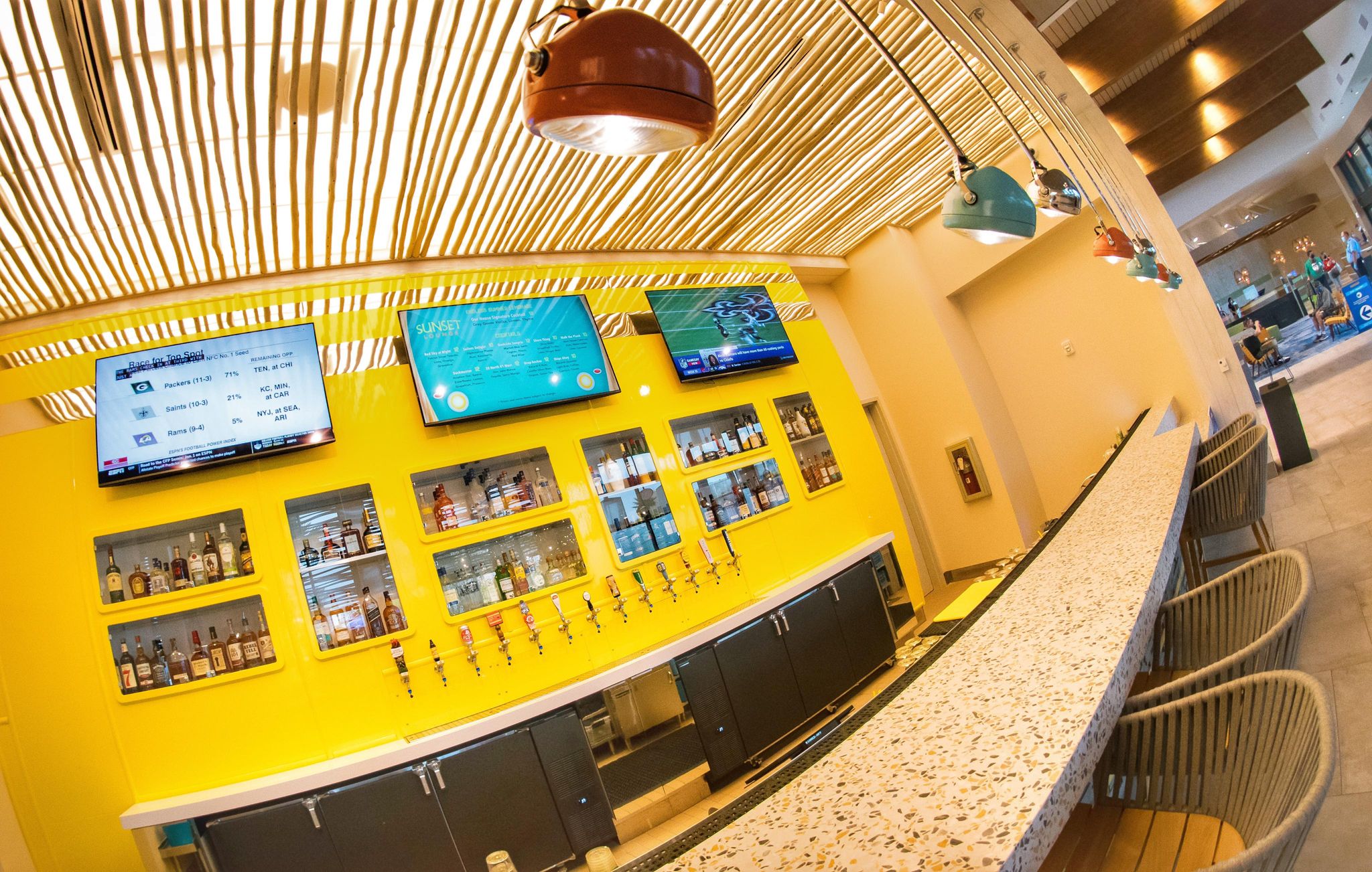 SATURDAY SIX: 6 Reasons We Love Universal’s DOCKSIDE INN & SUITES ...