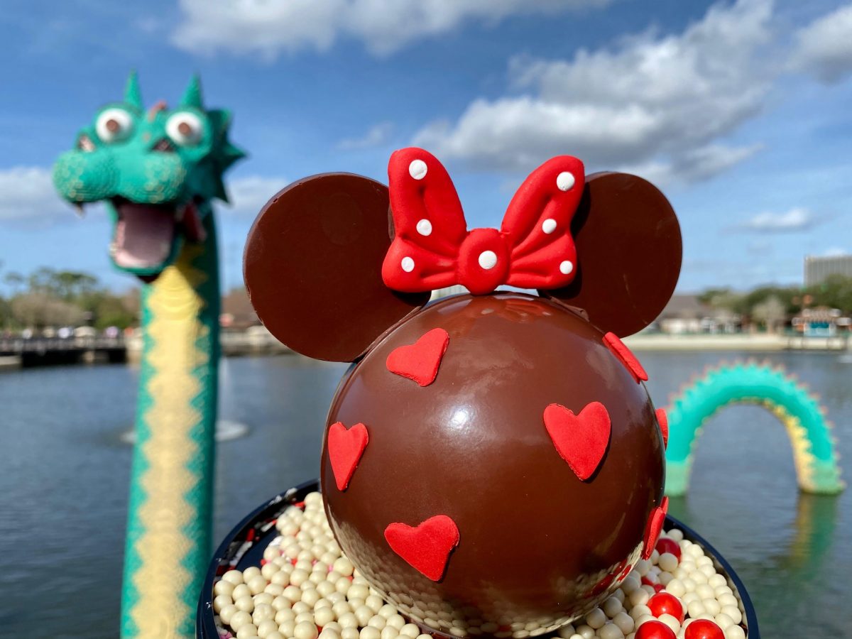 New Minnie Mouse Chocolate Piñata is Perfect for Sweethearts ...