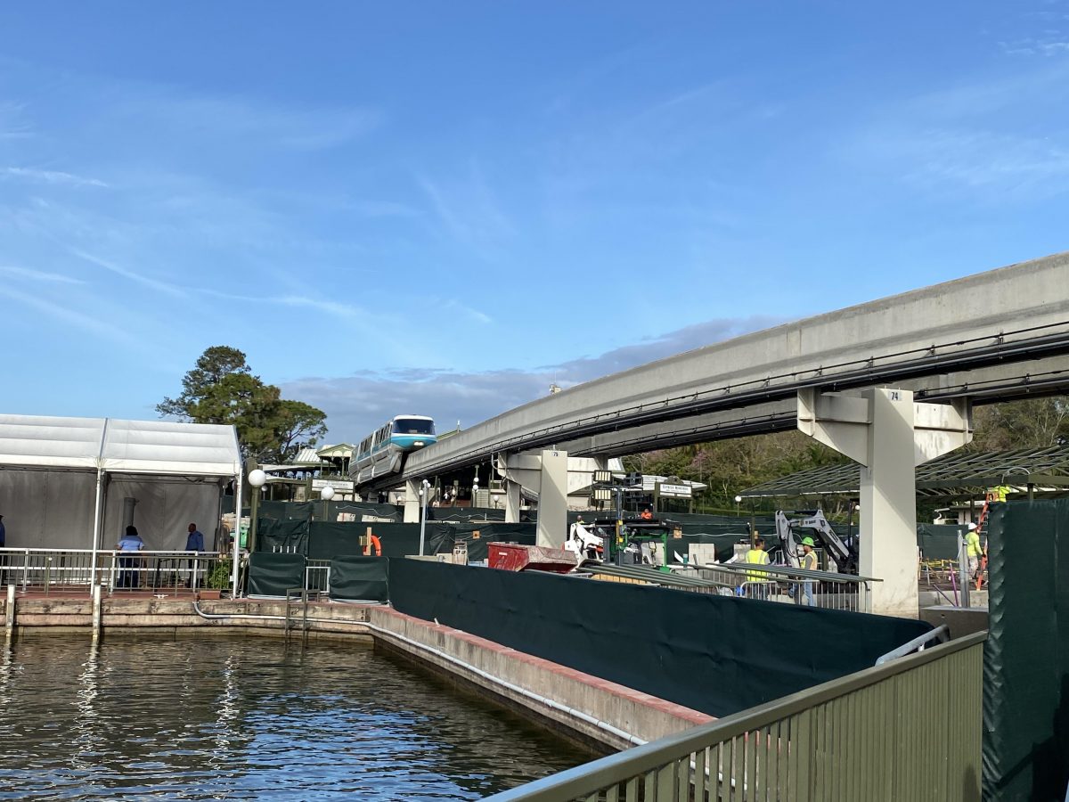 Cranes and Construction Invade Magic Kingdom | TouringPlans.com Blog