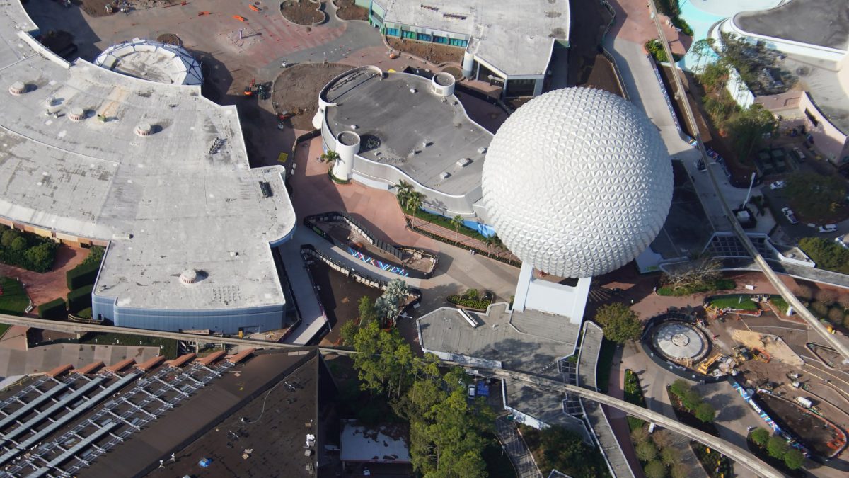 The SATURDAY SIX Looks at the EMPTY THEME PARKS at Universal and Walt ...