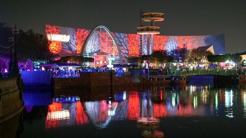 SATURDAY SIX: 6 Reasons We Love Universal’s MEN IN BLACK: ALIEN ATTACK ...