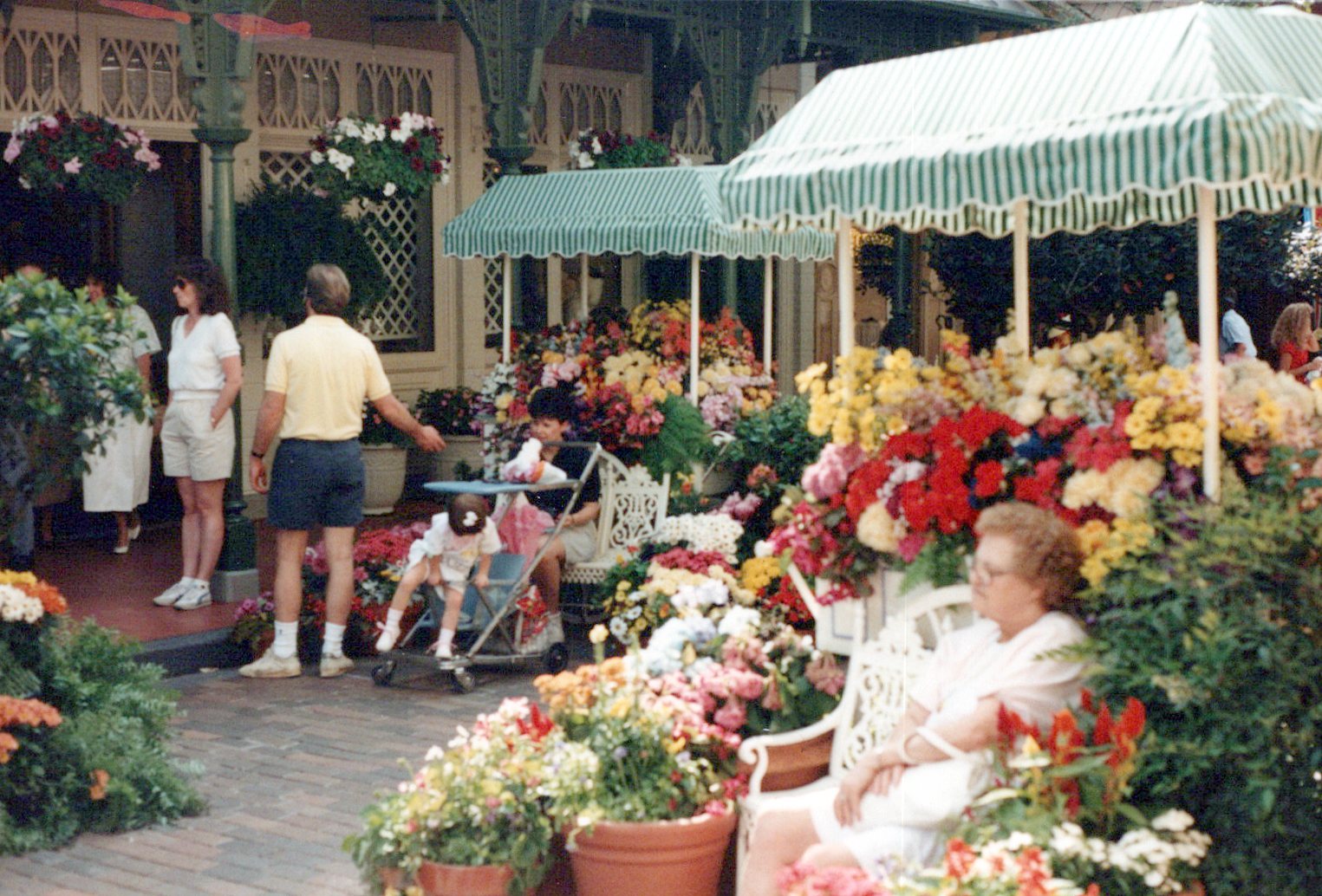 Disney World Park Photos from the Late 1980s - Disney by Mark