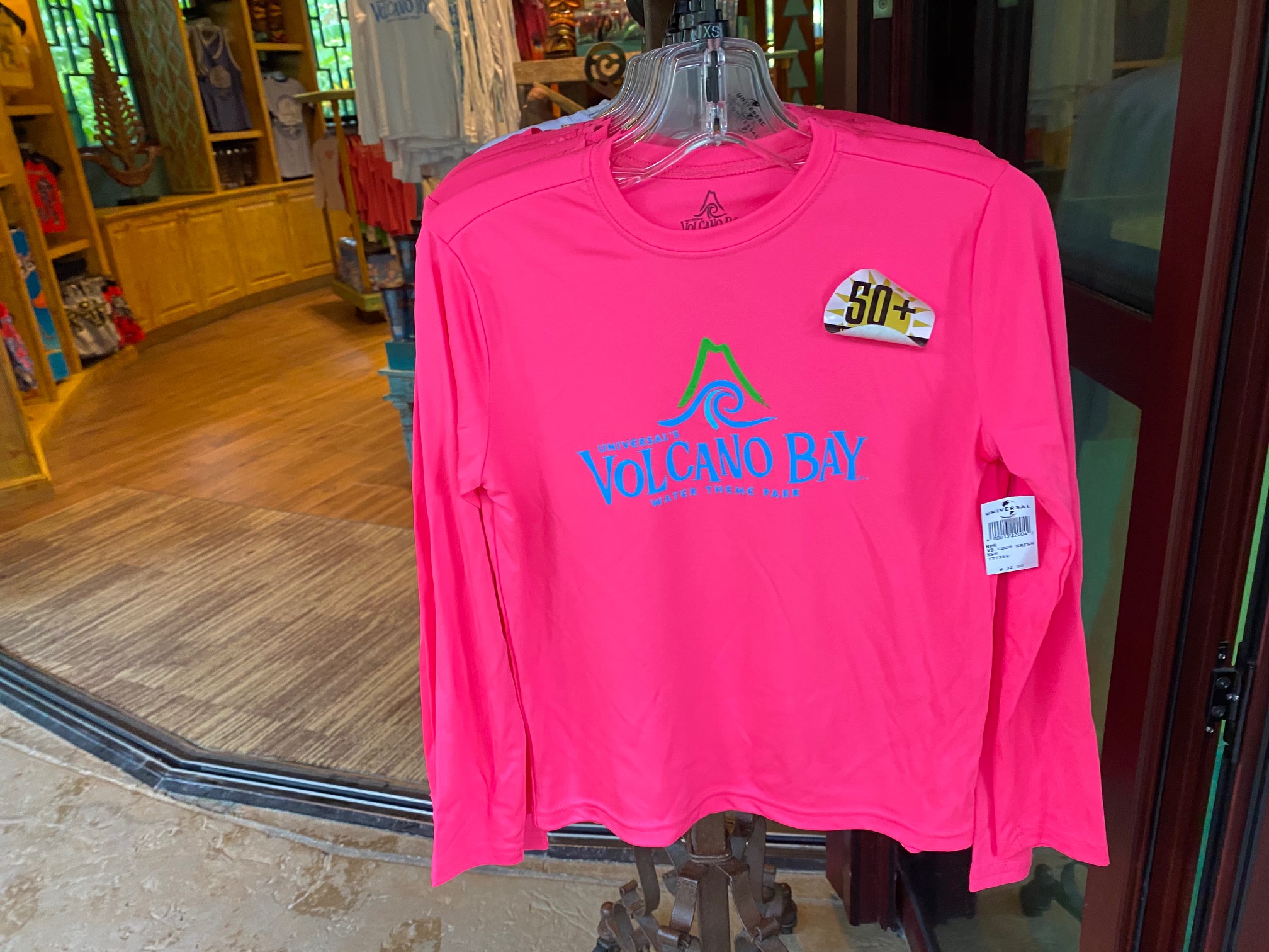 The SATURDAY SIX Spends a Day at Universal’s VOLCANO BAY | TouringPlans ...