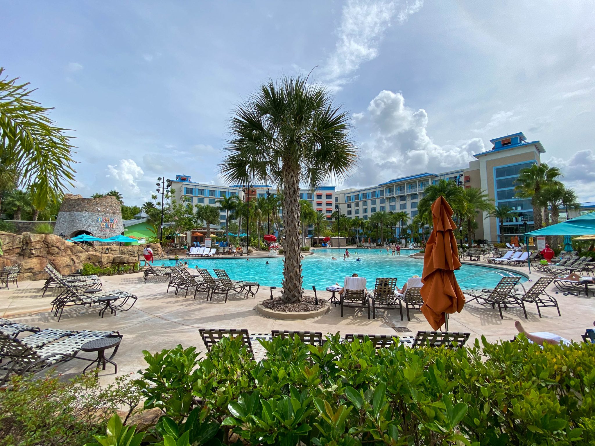 Getting to Know Universal – Hotel Pool Showdown | TouringPlans.com Blog