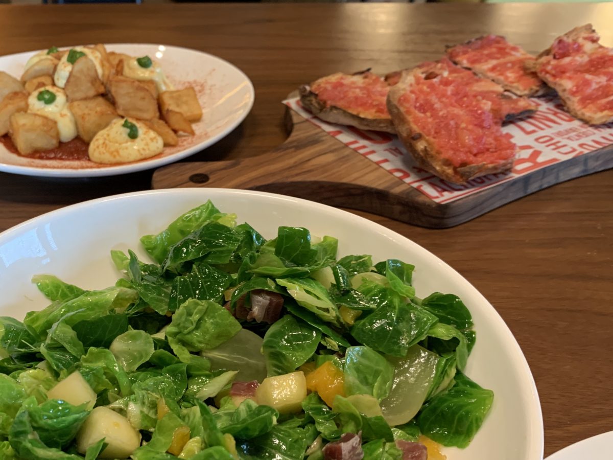 FAQ: Get to Know Signature Dining at Walt Disney World - Disney by Mark