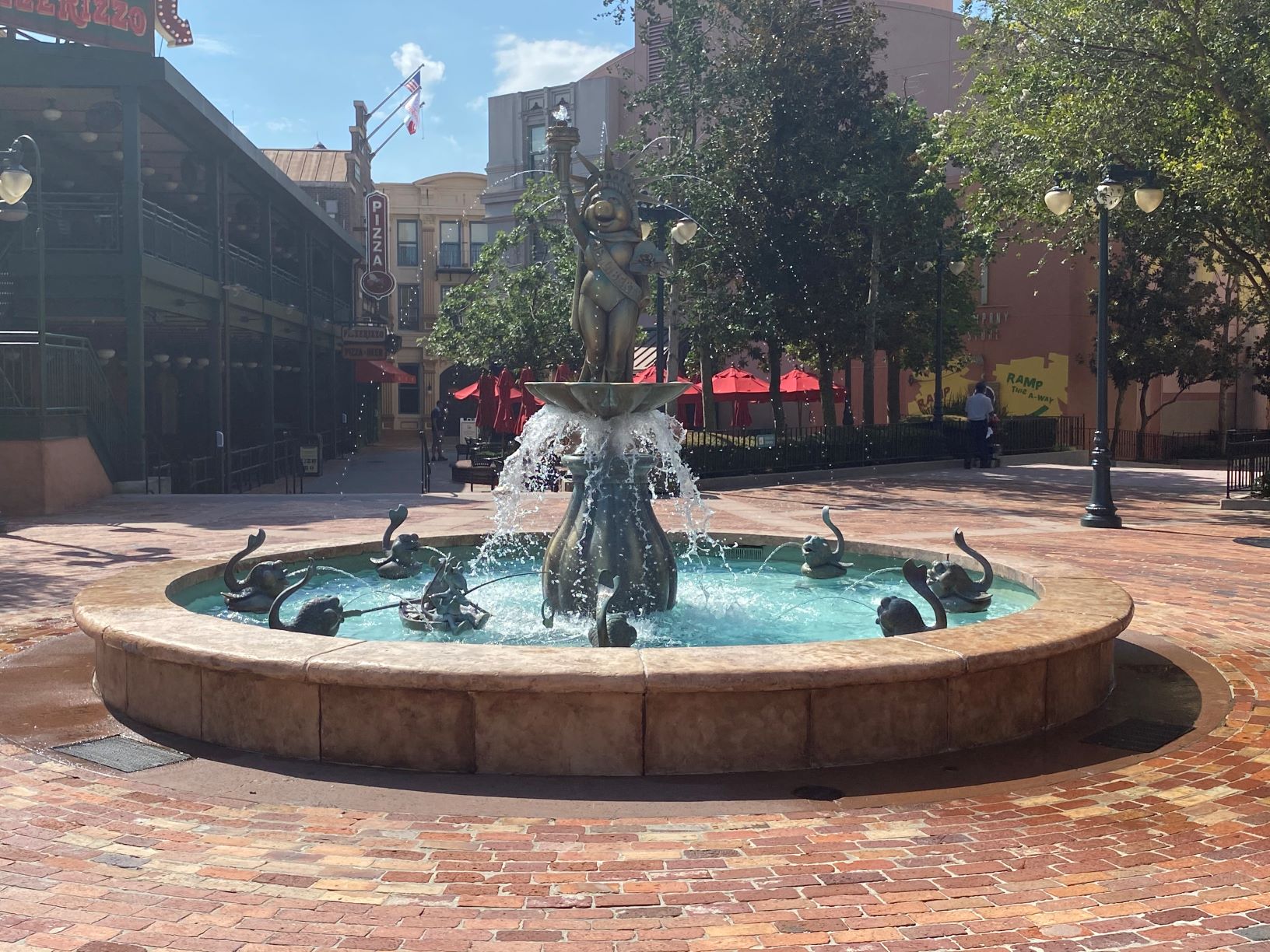 The SATURDAY SIX Spends a Day at Disney’s Hollywood Studios - Disney by ...