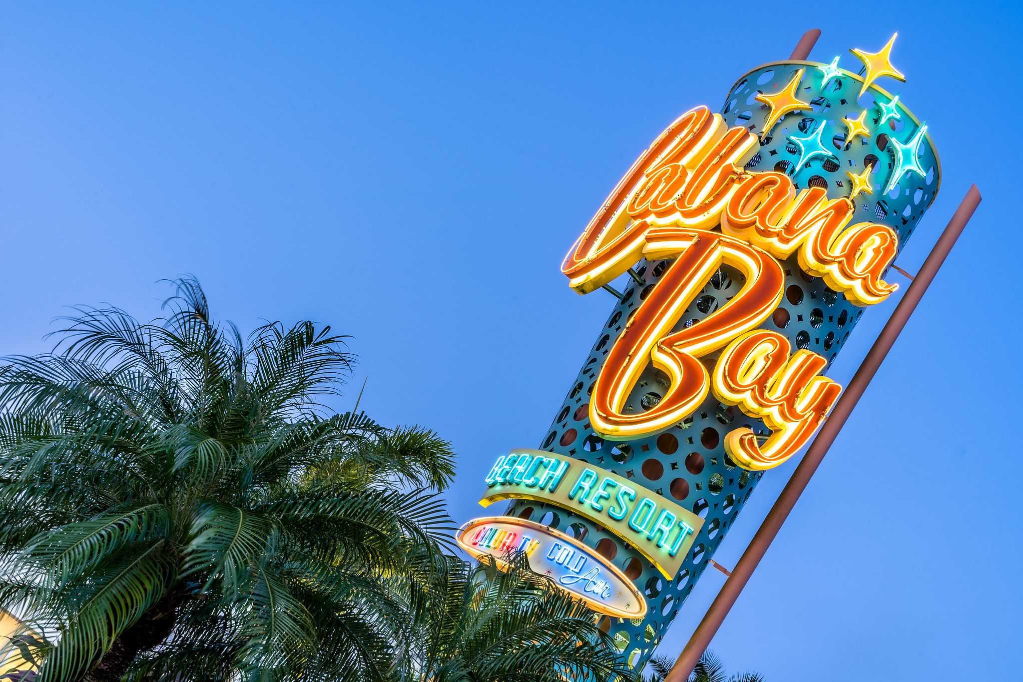 The SATURDAY SIX Spends a Night at Universal’s CABANA BAY BEACH RESORT ...