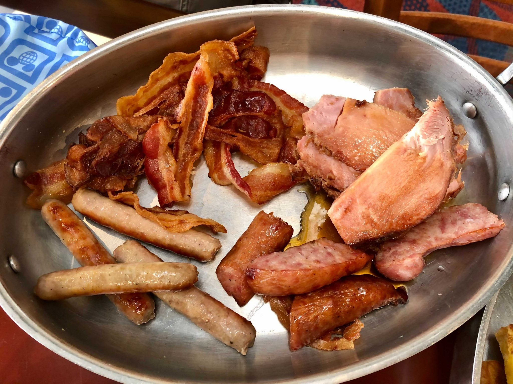 REVIEW: Is Chef Mickey’s Better Without the Buffet and Characters ...
