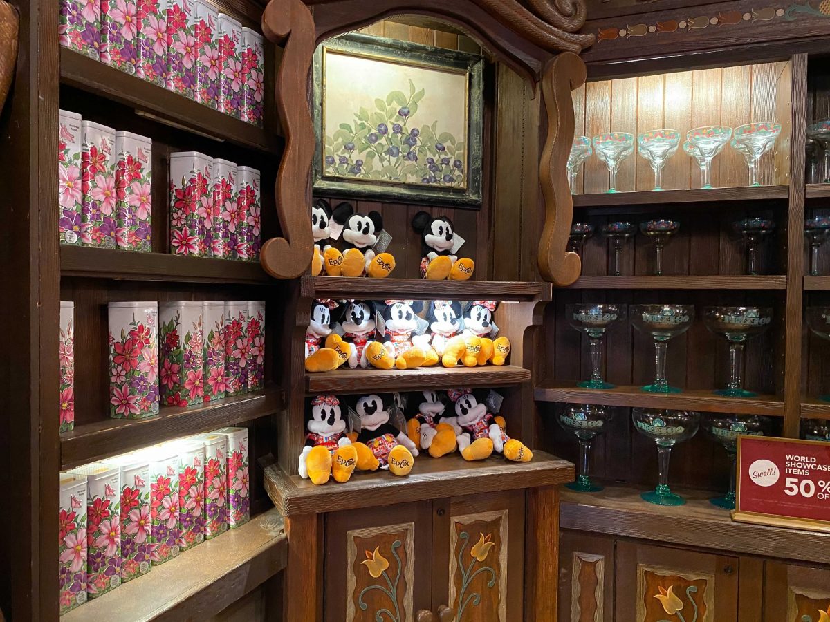 PHOTOS – New Annual Passholder Store Opens (Which is Basically an EPCOT ...