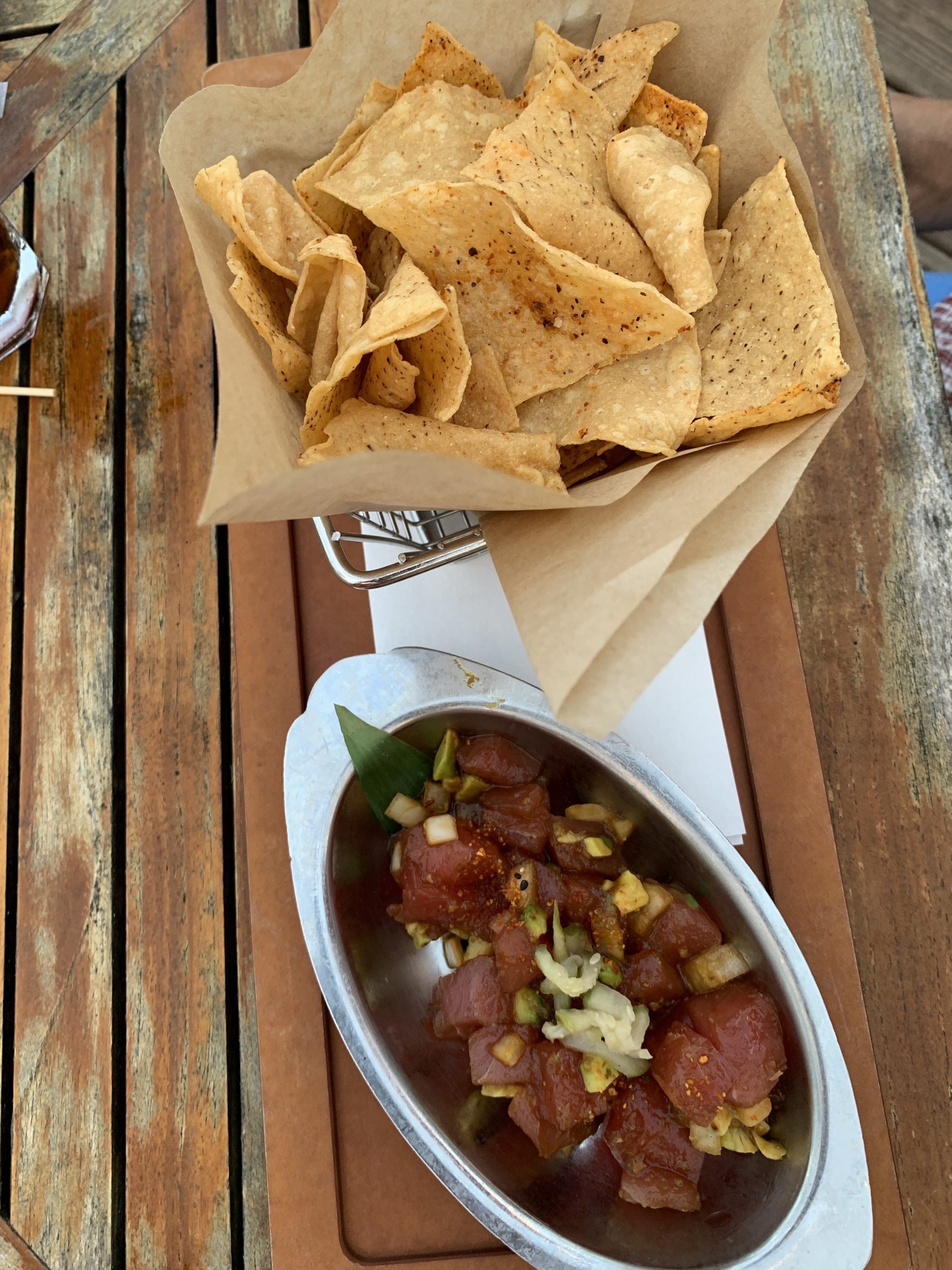 REVIEW: Outdoor Dining at Paddlefish | TouringPlans.com Blog